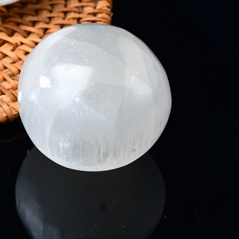 Small selenite ball | Crystal for Peace – Loveselenite